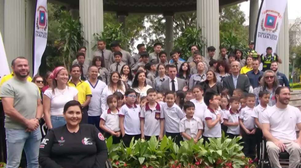 INS es designado como el mariscal de la luz de este año - Extra TV